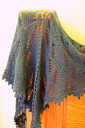 Ravelry: Sun Ray Shawl pattern by Shui Kuen Kozinski