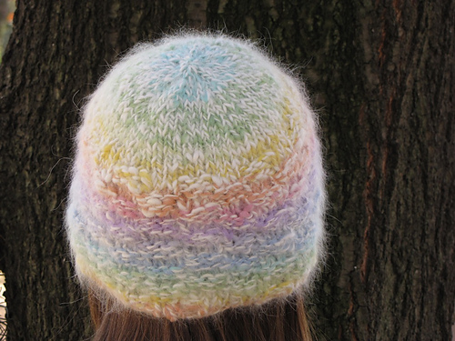 Ravelry: The Erin Hat pattern by Linda Dawkins