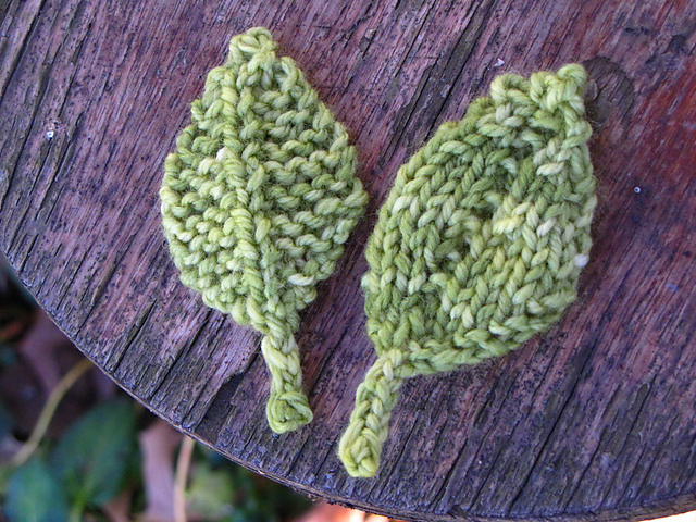 Ravelry: Leaf pattern by Linda Dawkins