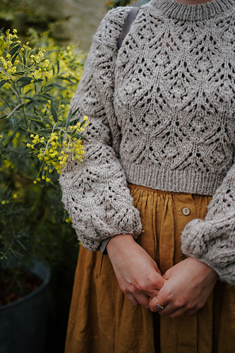 Ravelry: Whiterun pattern by Melody Hoffmann