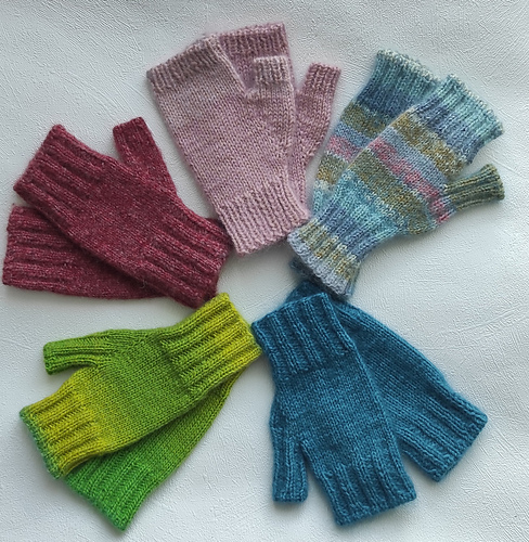 Ravelry: Open Finger Mittens 122 pattern by Michelle Porter