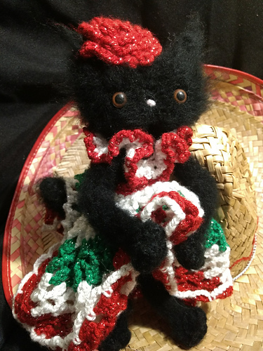 Ravelry: Fiesta Cat pattern by Manic Yarn