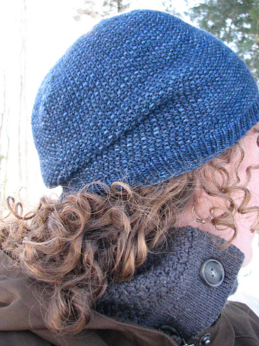 Ravelry: Simple Moss Stitch Hat pattern by Halldora J