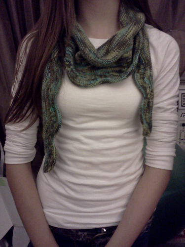 Ravelry: Gwen's Shoulder Scarf pattern by Nancy Totten