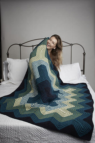 Ravelry: Pulsar Blanket pattern by Margaret Holzmann