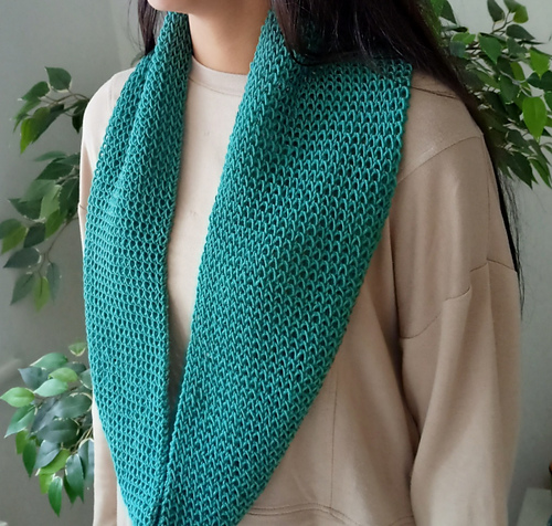 Ravelry: Chain Link Cowl pattern by Margaret D Walker