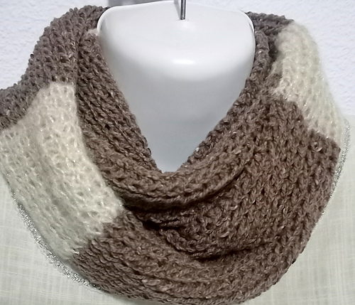 Ravelry: Chain Link Cowl pattern by Margaret D Walker
