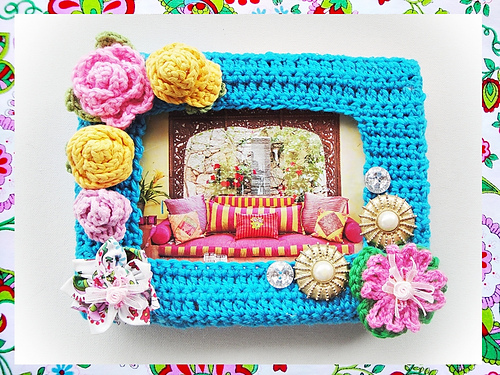 Ravelry: Stunning Crochet Frame pattern by Maria Manuel