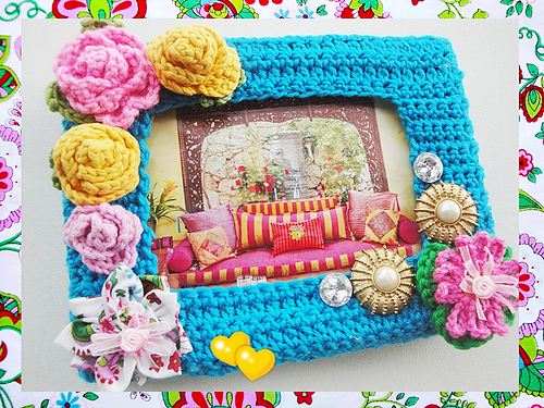 Ravelry: Stunning Crochet Frame pattern by Maria Manuel