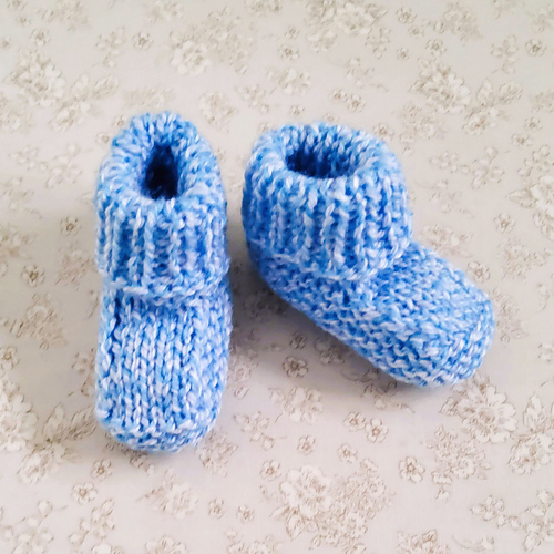 Ravelry: Starting Out Baby Booties pattern by marianna mel