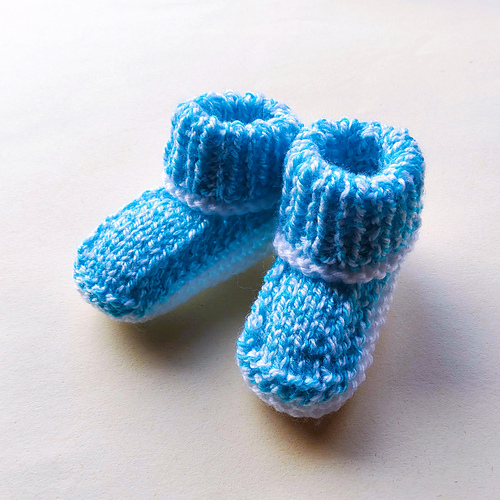 Ravelry: Starting Out Baby Booties pattern by marianna mel