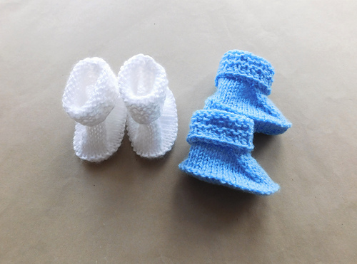 Ravelry: AMITY Newborn Baby Booties pattern by marianna mel