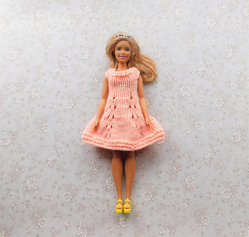 Ravelry: Barbie ~ Fashionista Barbie Summer Dresses pattern by marianna mel