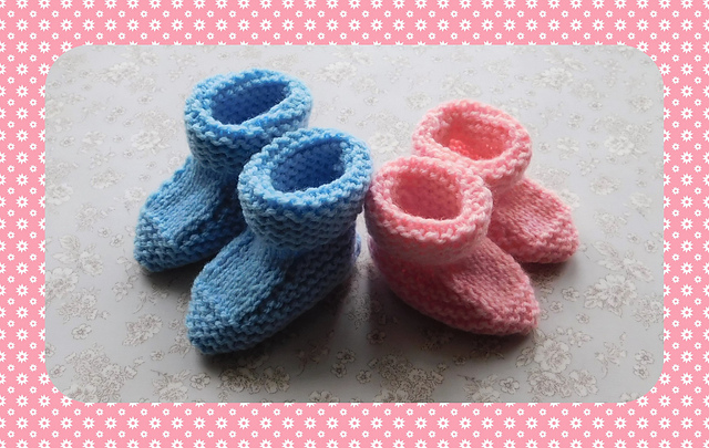 Ravelry: Babbity Baby Booties pattern by marianna mel