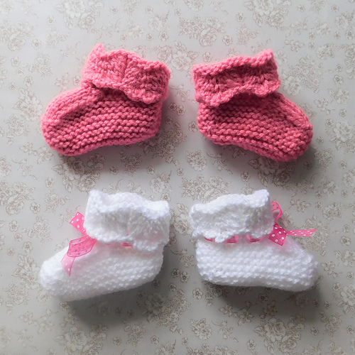 Ravelry: Amara Baby Booties pattern by marianna mel