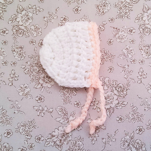 Ravelry: Simple Crochet Baby / Baby Doll Bonnets pattern by marianna mel