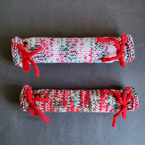 Ravelry: Quick & Easy Christmas Crackers pattern by marianna mel