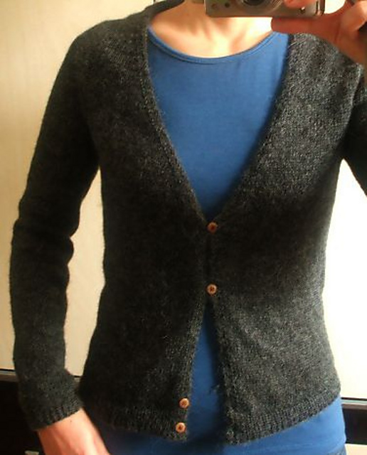 Ravelry: marico's slanted Sleeven