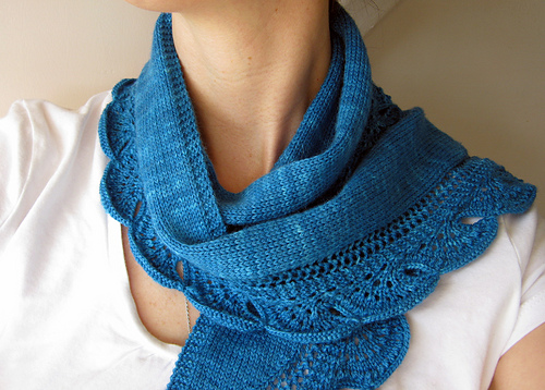 Ravelry: Aile d'Ange - Angel Wing Scarf pattern by Gabriella Henry