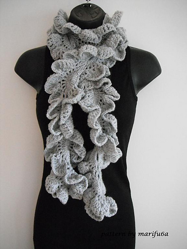 Ravelry: Ruffle Rose Scarf pattern by Marina Zvirgzdina