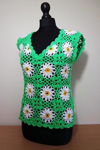 Ravelry: daisy top pattern by marifu6a