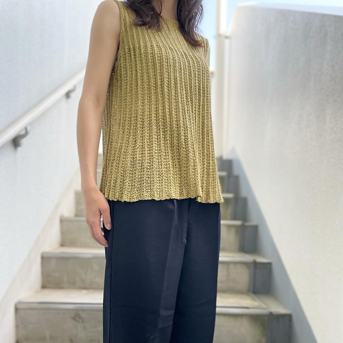 Ravelry: Pleated top pattern by Charlotte Tung