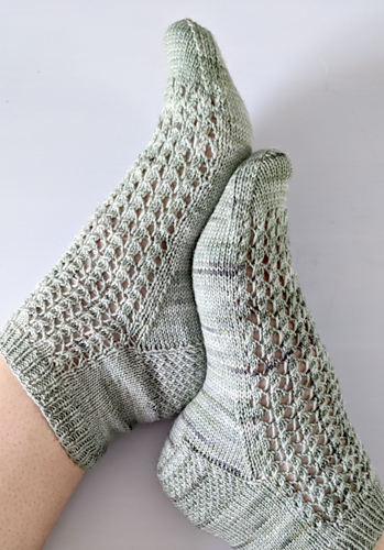 Ravelry: Sea Bubble Socks pattern by Marina Engberg