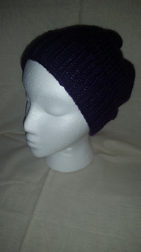 Ravelry: Simple Slouchy Hat pattern by Marisa Dickinson