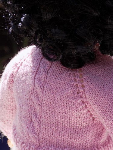 Ravelry: AGD Sera pattern by Patricia Renwick