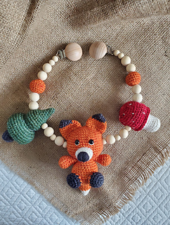 Ravelry: marlysmarie's Fox Woodland Stroller Chain