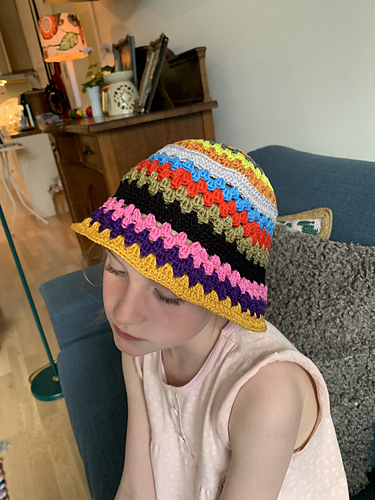 Ravelry: The "Supersonic" hat pattern by Martin Up North