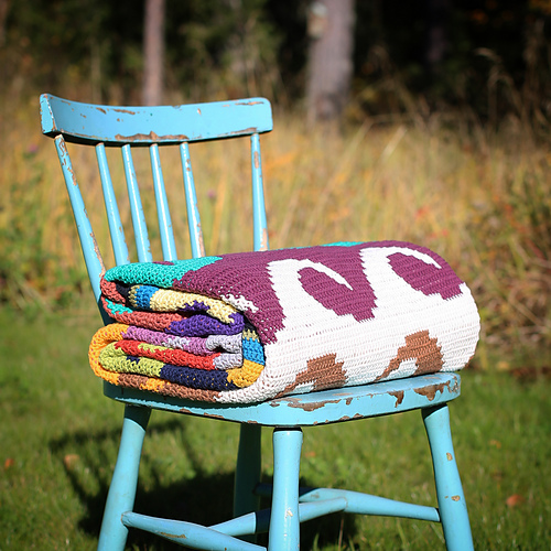 Ravelry: The "Waves" blanket pattern by Martin Up North