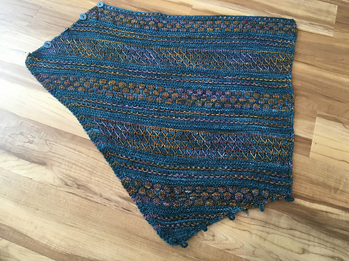 Ravelry: Killer Queen Cowl pattern by Mary Annarella