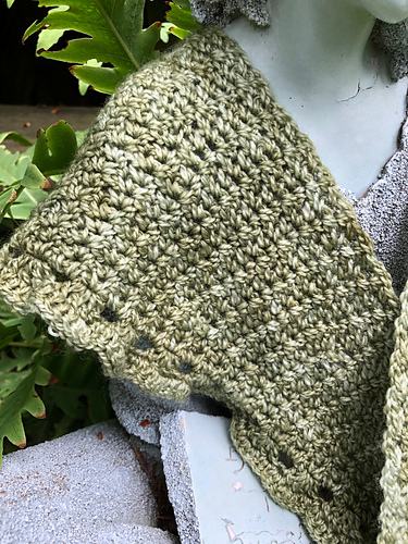 Ravelry: Lacy Crescent Scarf pattern by Aunt Zany