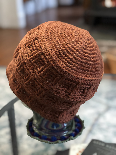 Ravelry: Coffered Beanie - Slouchy or Fitted pattern by Aunt Zany