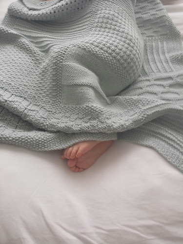 Ravelry: Wee Baby Blocks pattern by Susan Barstein