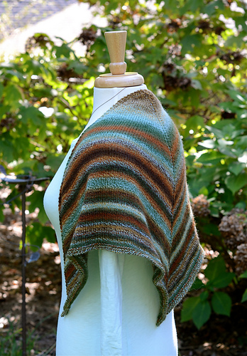 Ravelry: GOA pattern by Susan Barstein