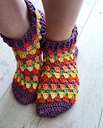 Ravelry: Granny Stripe Socks pattern by Maya Kuzman
