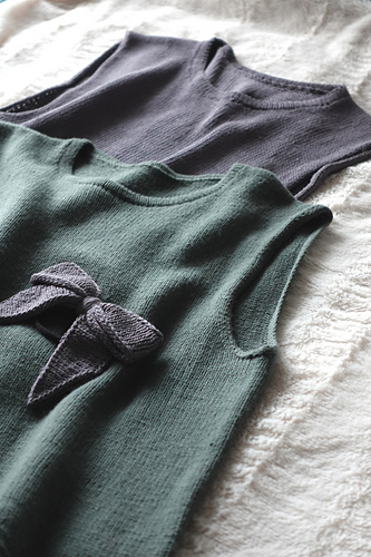Ravelry: Muscle Tank pattern by Maya Déglon
