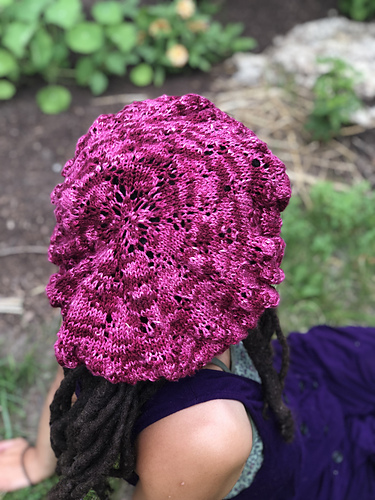 Ravelry: Raspberry Beret pattern by Lauren McElroy