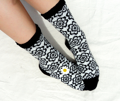 Ravelry: Daisy Socks pattern by Kristen McLaren