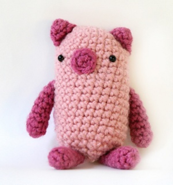 Ravelry: Amigurumi Baby Pig #70577AD pattern by Lion Brand Yarn