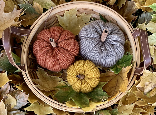 Ravelry: Pepo Pumpkin Patch pattern by Sandra Magalhães