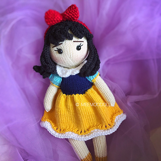 Ravelry: Snow White Knitting Princess pattern by Meemoo