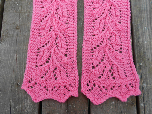 Ravelry: Leaf and Bud Lace Scarf pattern by Melody Hadley