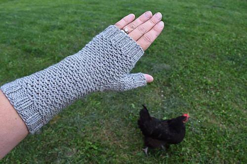 Ravelry: Honeycomb Mittens pattern by Sarah Cooke