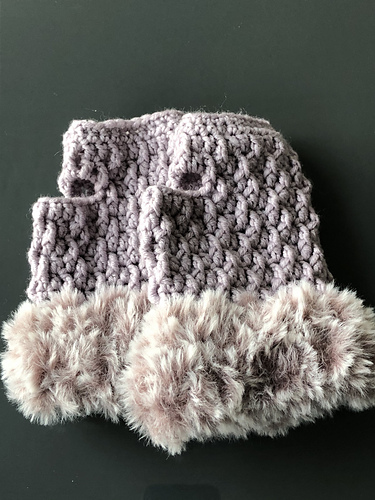 Ravelry: Marian Bay Mitts pattern by Bernadine Graham