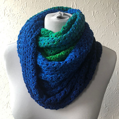 Ravelry: Nain Scarf pattern by Bernadine Graham