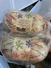 Ravelry: Yarn Bee Snowflake Wool Blend