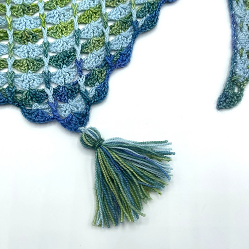 Ravelry: Norwegian Shells Shawl pattern by Merrian Holland